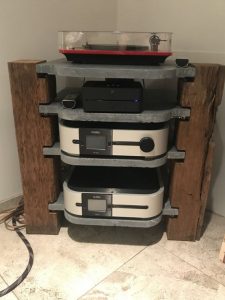 21 DIY Audio Rack Plans For Stereo Room - All Sands