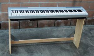 10 DIY Keyboard Stand Projects For Musicians - All Sands