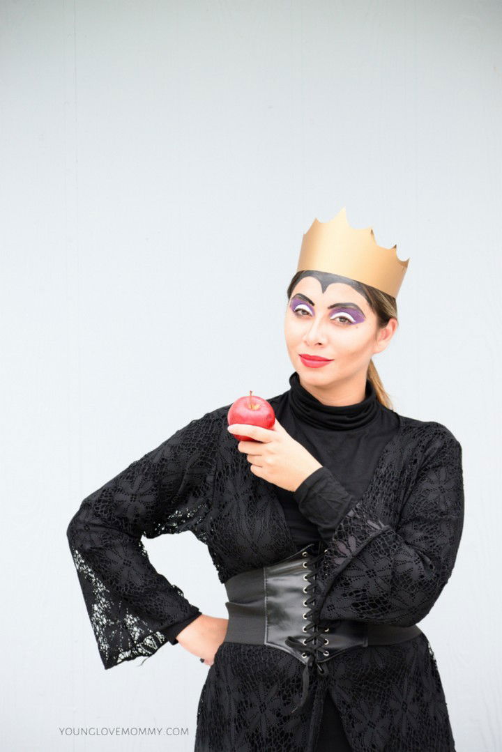 16 DIY Evil Queen Costume Ideas For Halloween - All Sands